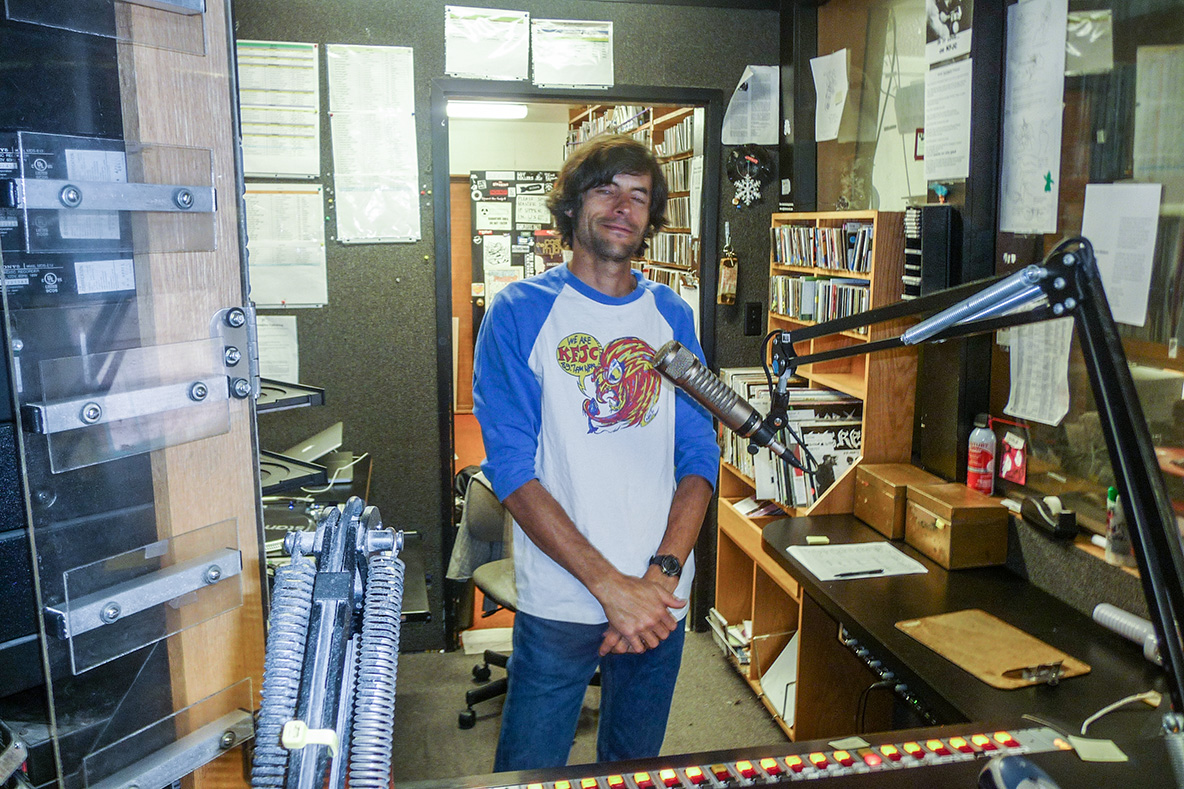 RIP: Roy Ross / Pete Dixon of KFJC Radio – The Louie Report
